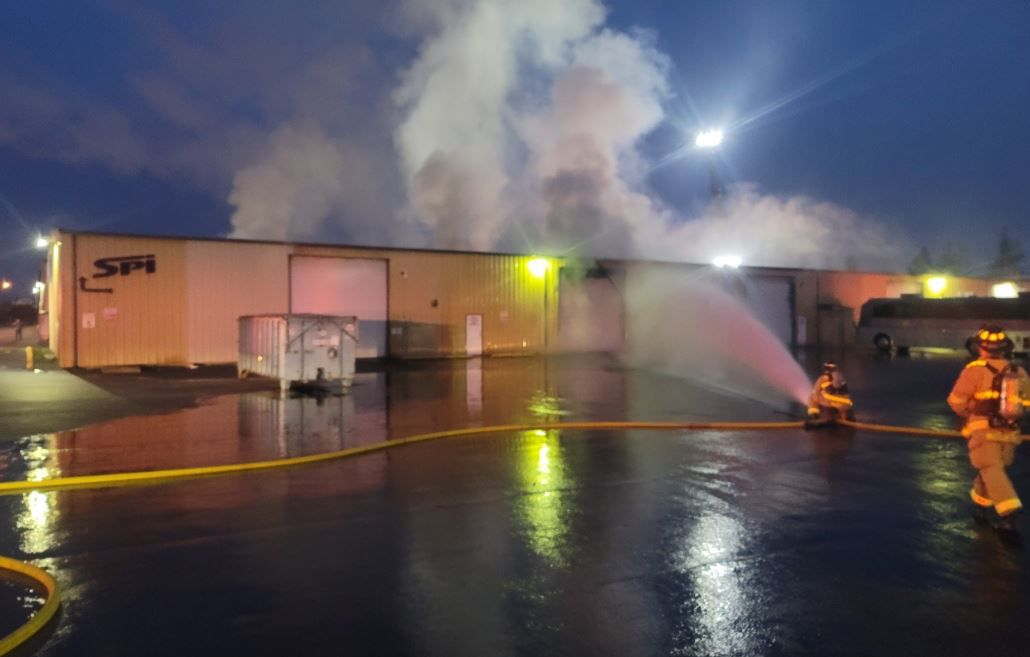 ‘Very toxic’ smoke from Lakewood industrial fire causes evacuations ...
