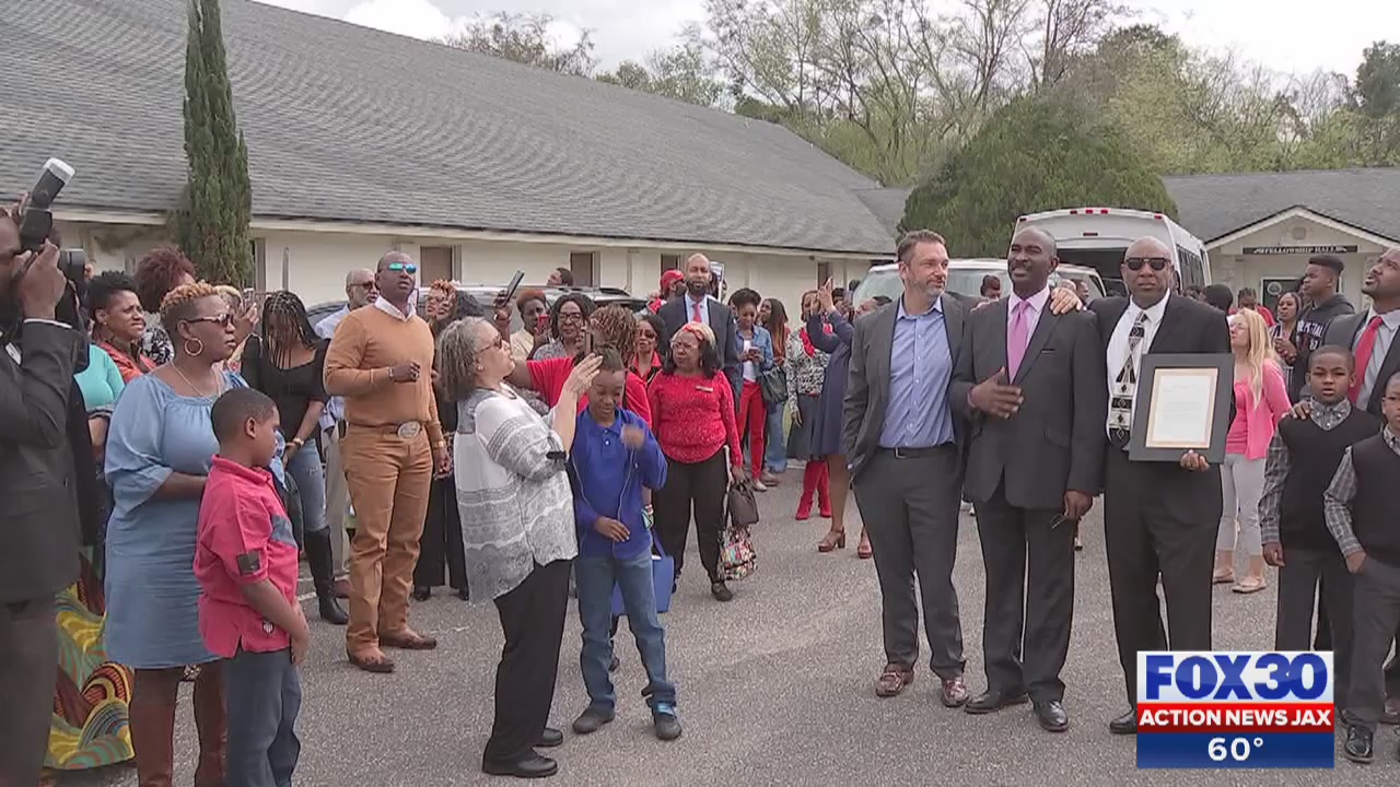 Jordan Davis’ family and friends call for cease fire on victim’s birthday