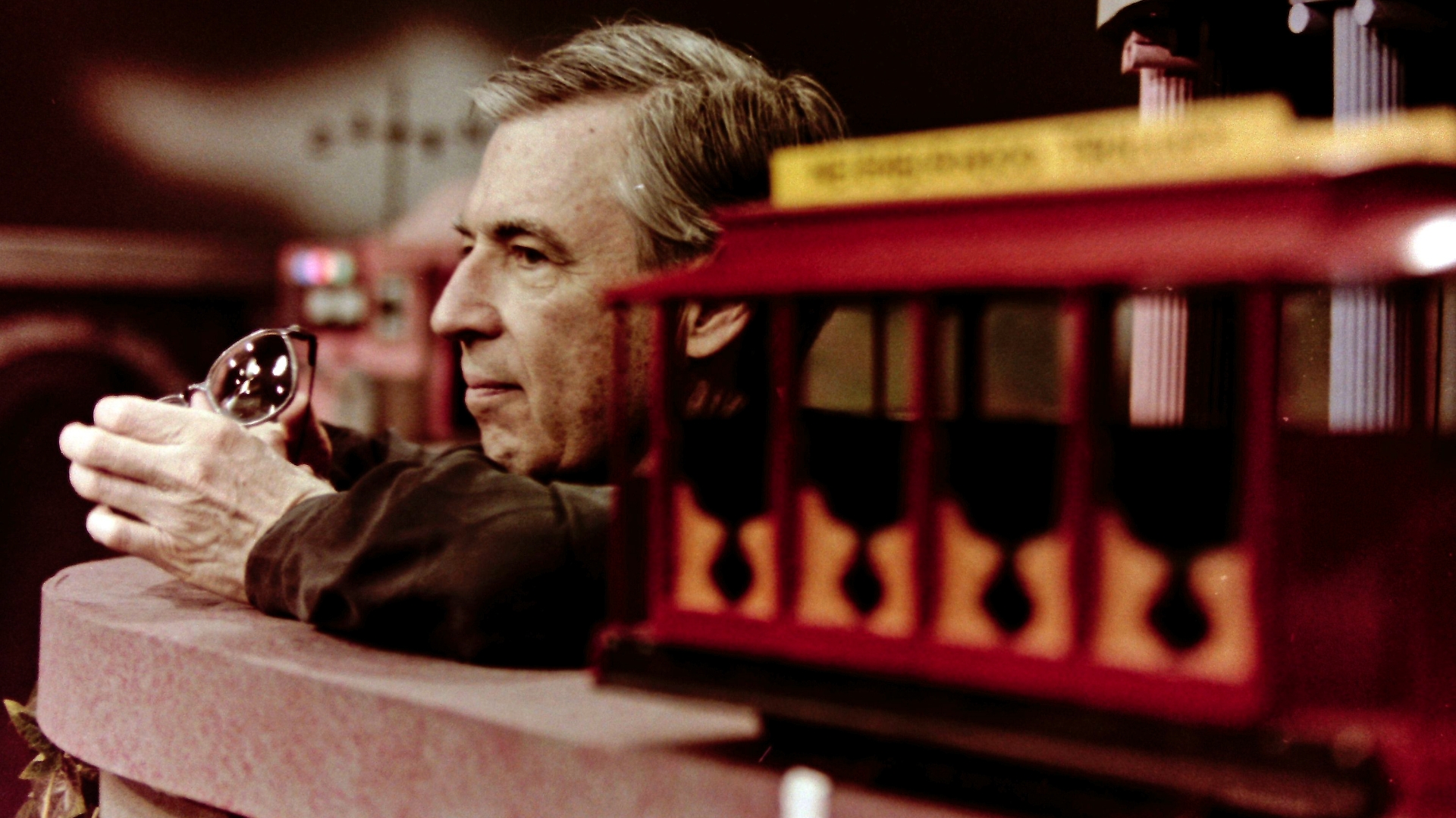 ON THIS DAY: Feb. 27, 2003, Fred Rogers dies of stomach cancer – WPXI