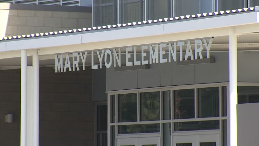 Tacoma school shuts down after staff member tests positive for ...