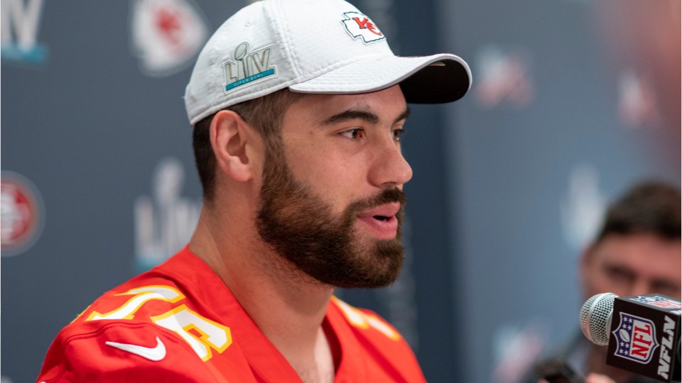 Coronavirus: NFL player who also has doctorate in medicine now on COVID ...