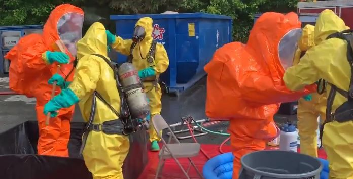 Hazmat crews respond to railcar leaking hydrochloric acid in southwest ...