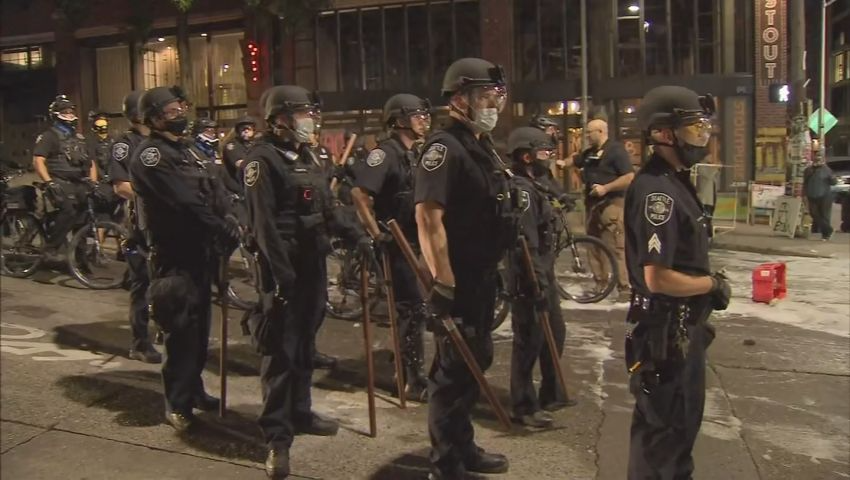 Over 200 Seattle police officers quit amid national protests – KIRO 7 ...