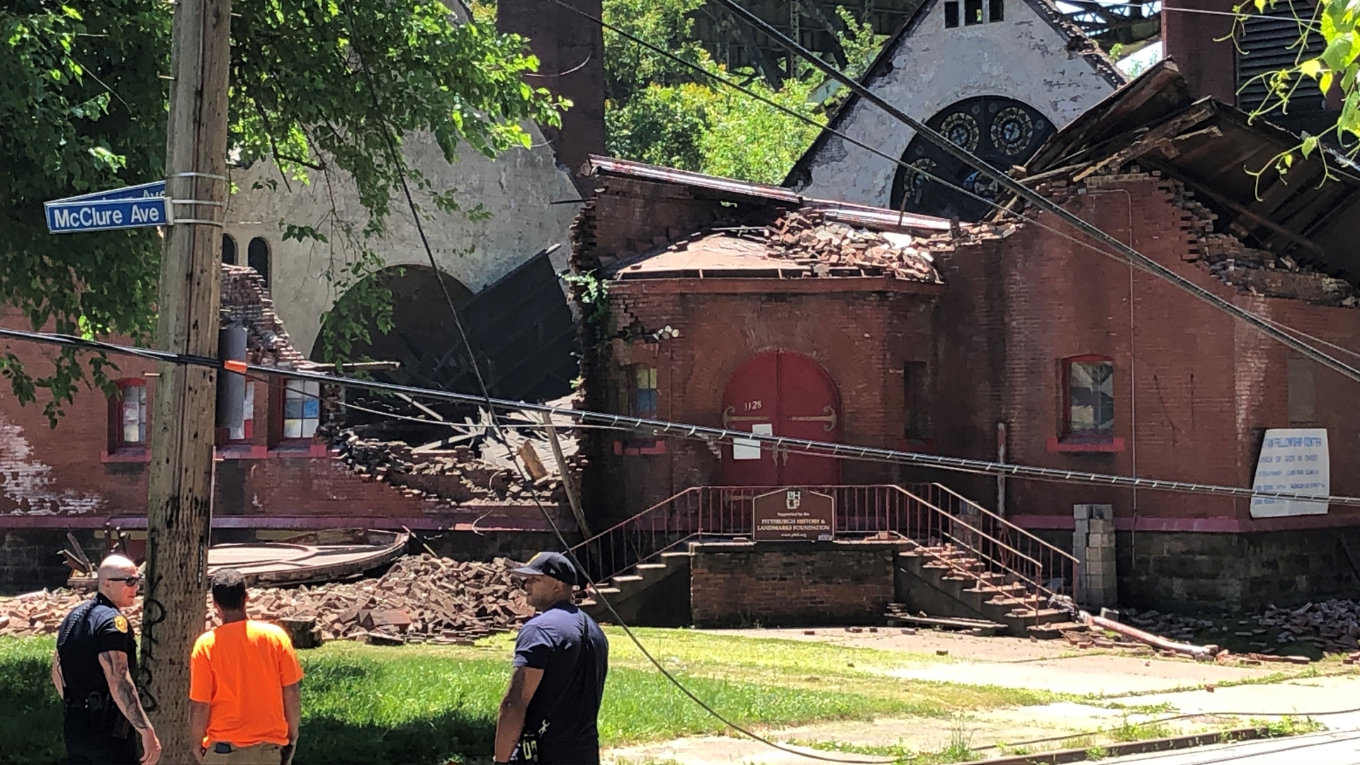 Church collapse in Brighton Heights sends debris into the street – WPXI