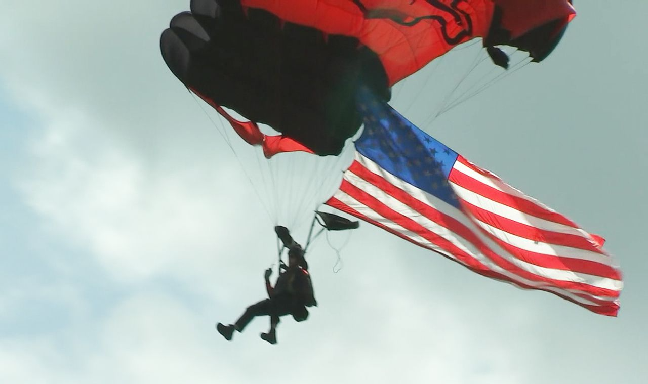Army parachute team jumps to say ‘thank you’ to local health care ...