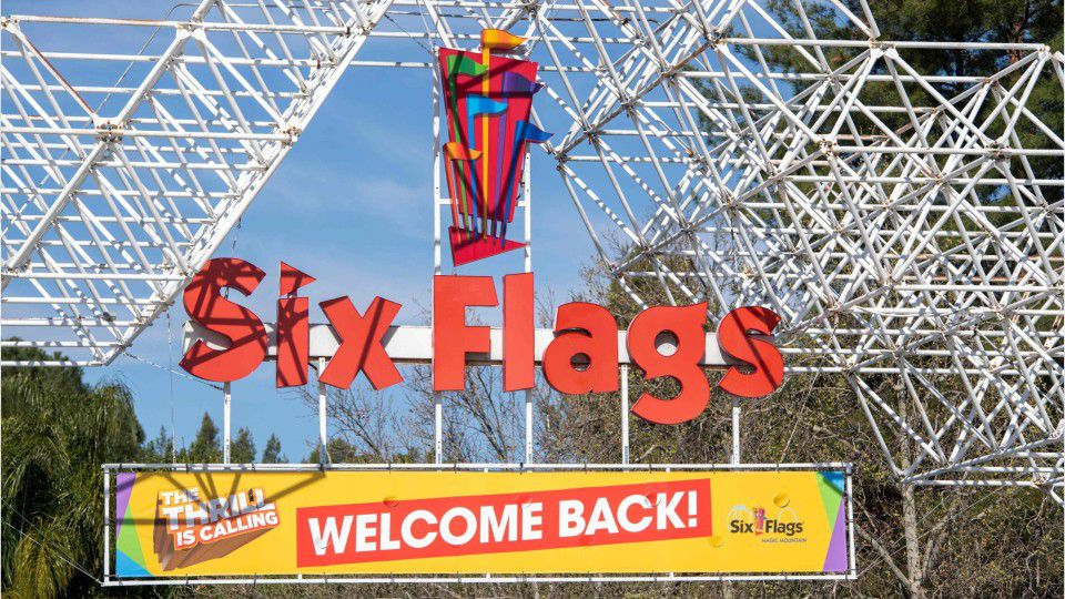 Six Flags New England closed after severe weather batters park – KIRO 7 ...