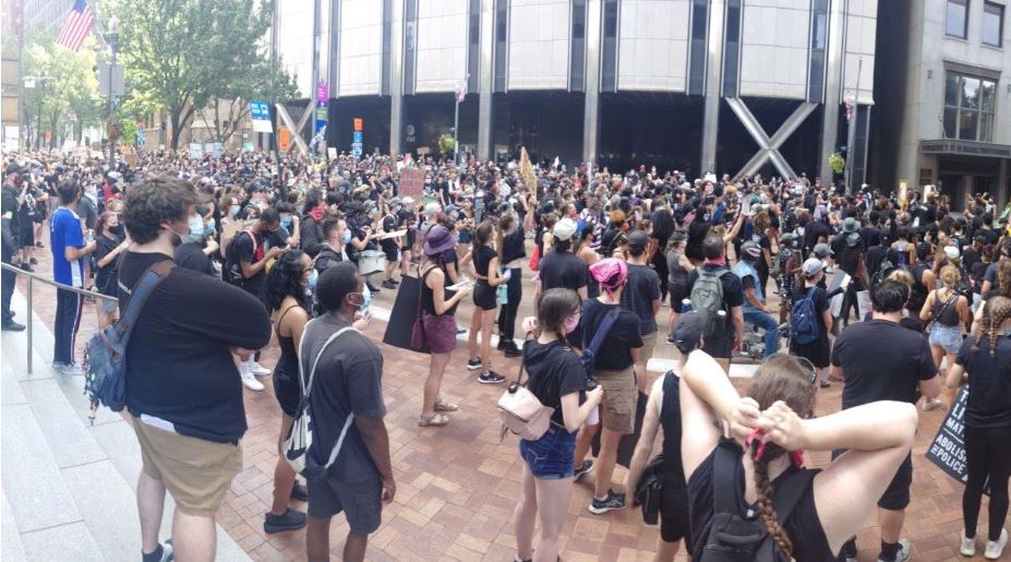 Hundreds march in downtown Pittsburgh during protest on Fourth of July ...