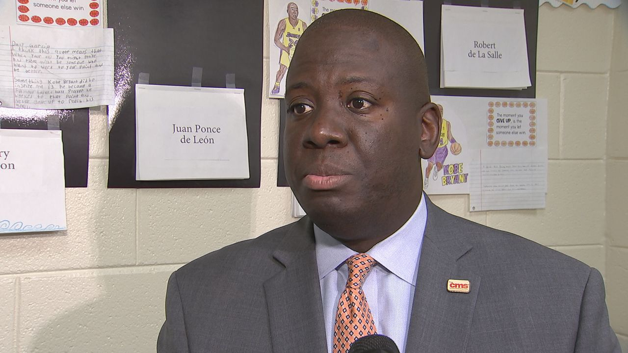 CMS superintendent lays out what families can expect this school year ...