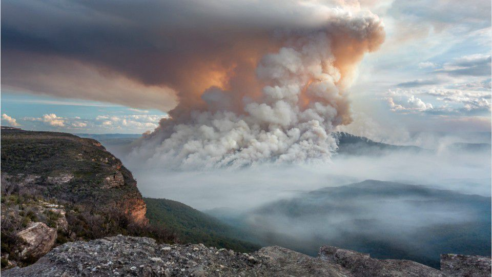 Wildfires: 8 fast facts about the fires – 102.3 WBAB