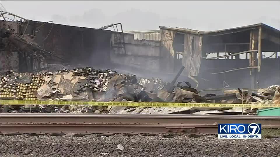 Puyallup cold storage fire is ‘very dynamic’; shelter-in-place advisory ...