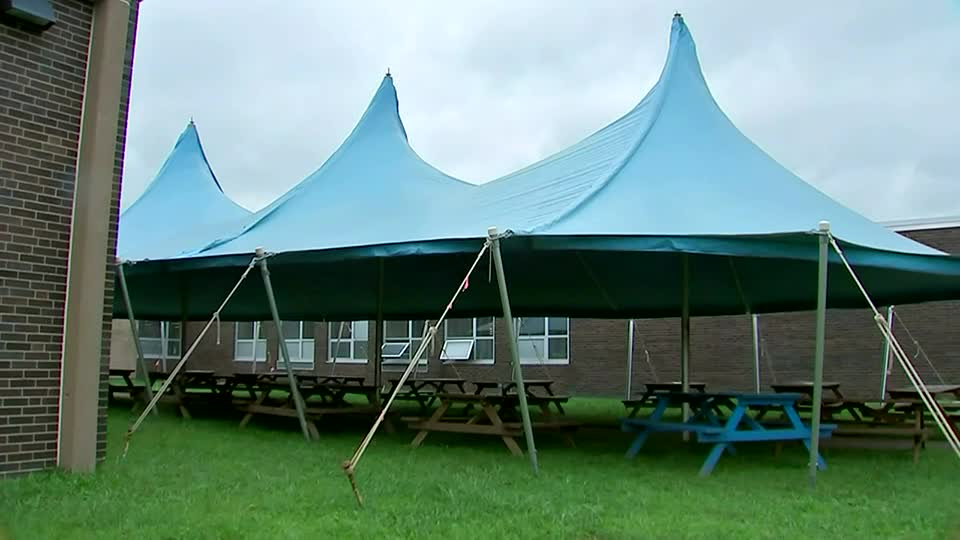 Schools finding creative ways to social distance students – WPXI