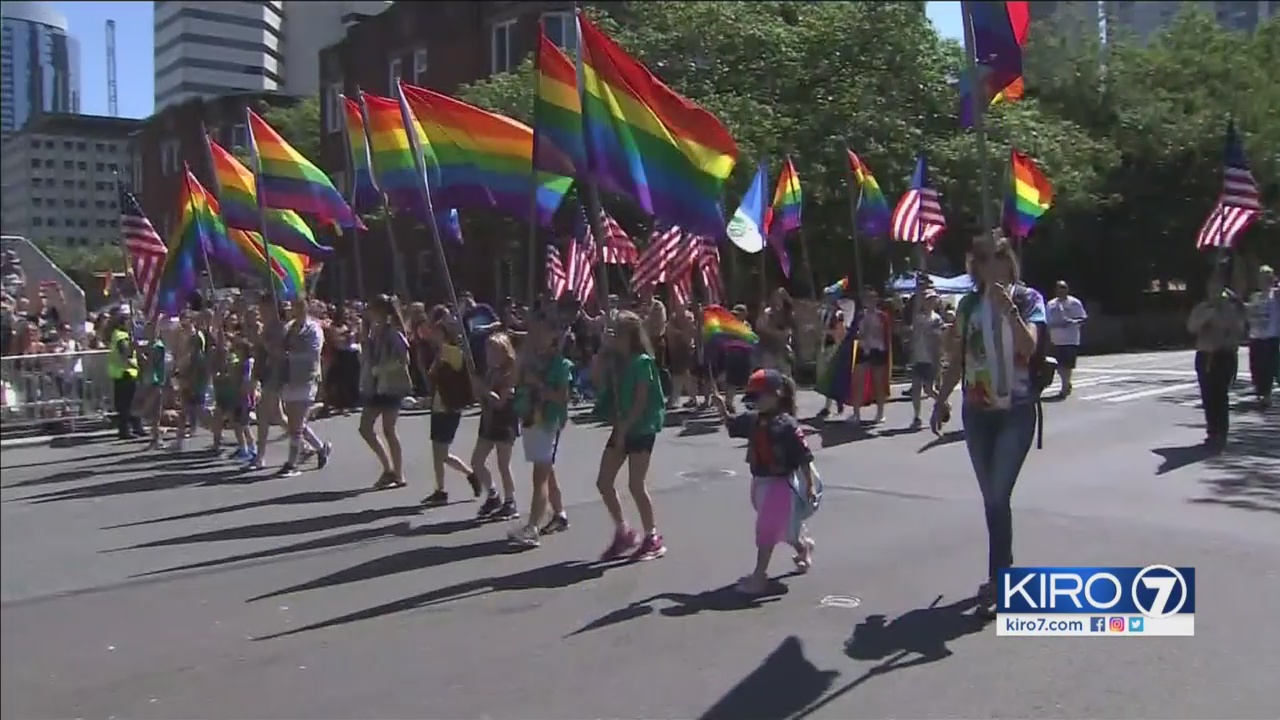 Thousands turn out to show their pride in Seattle