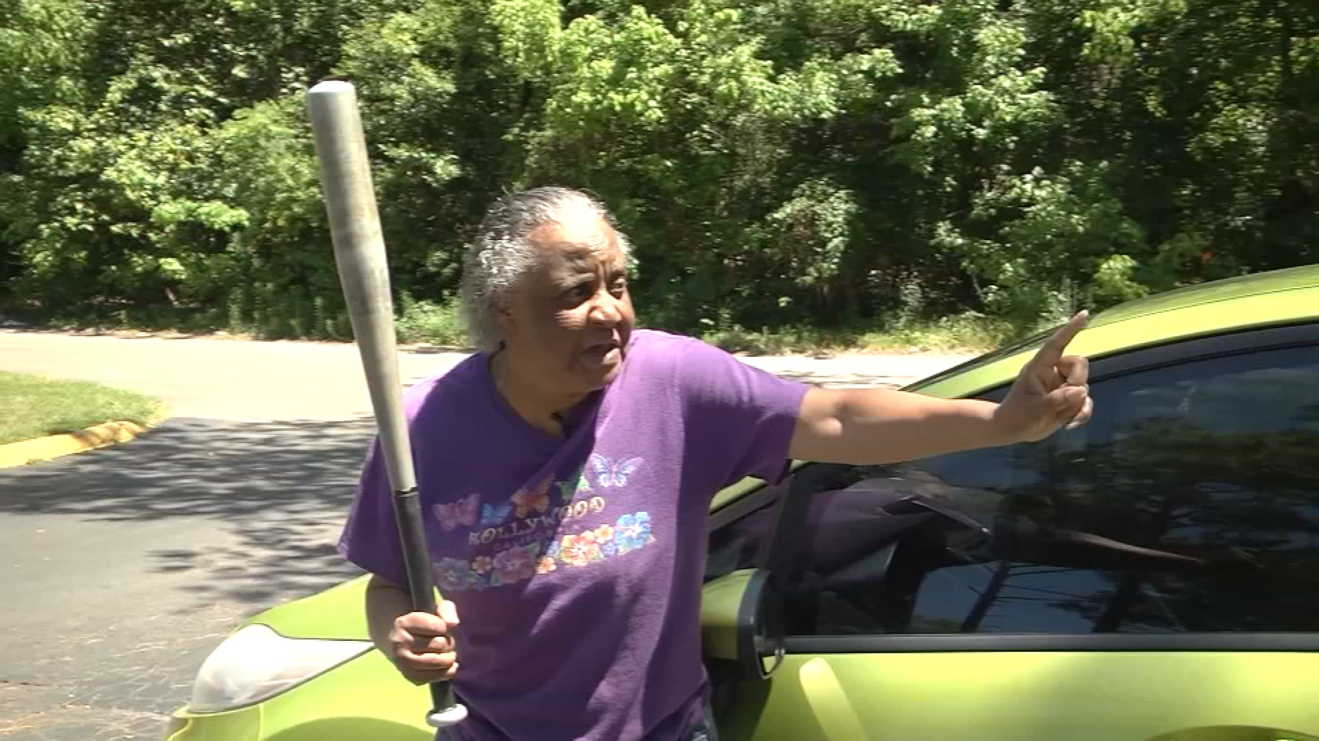 Woman, 65, beats underwear-clad 300lb. man with bat after she finds him ...