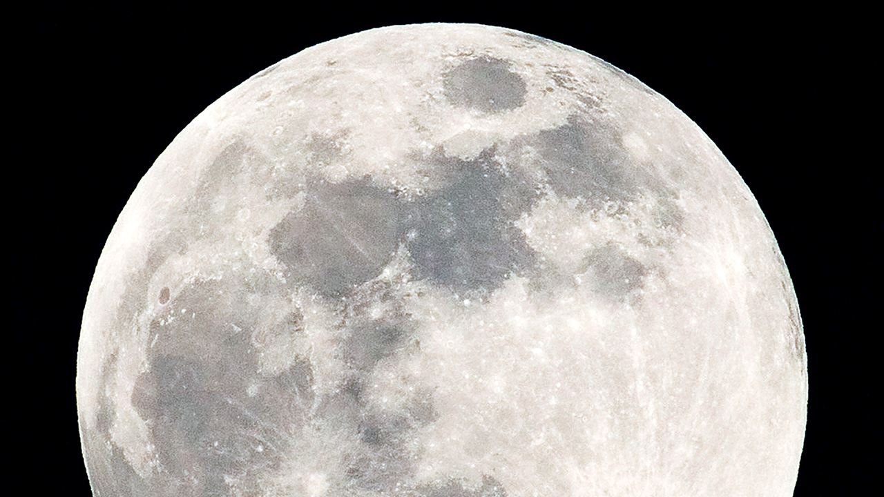 NASA: Moon is shrinking, experiencing 'moonquakes' – Boston 25 News