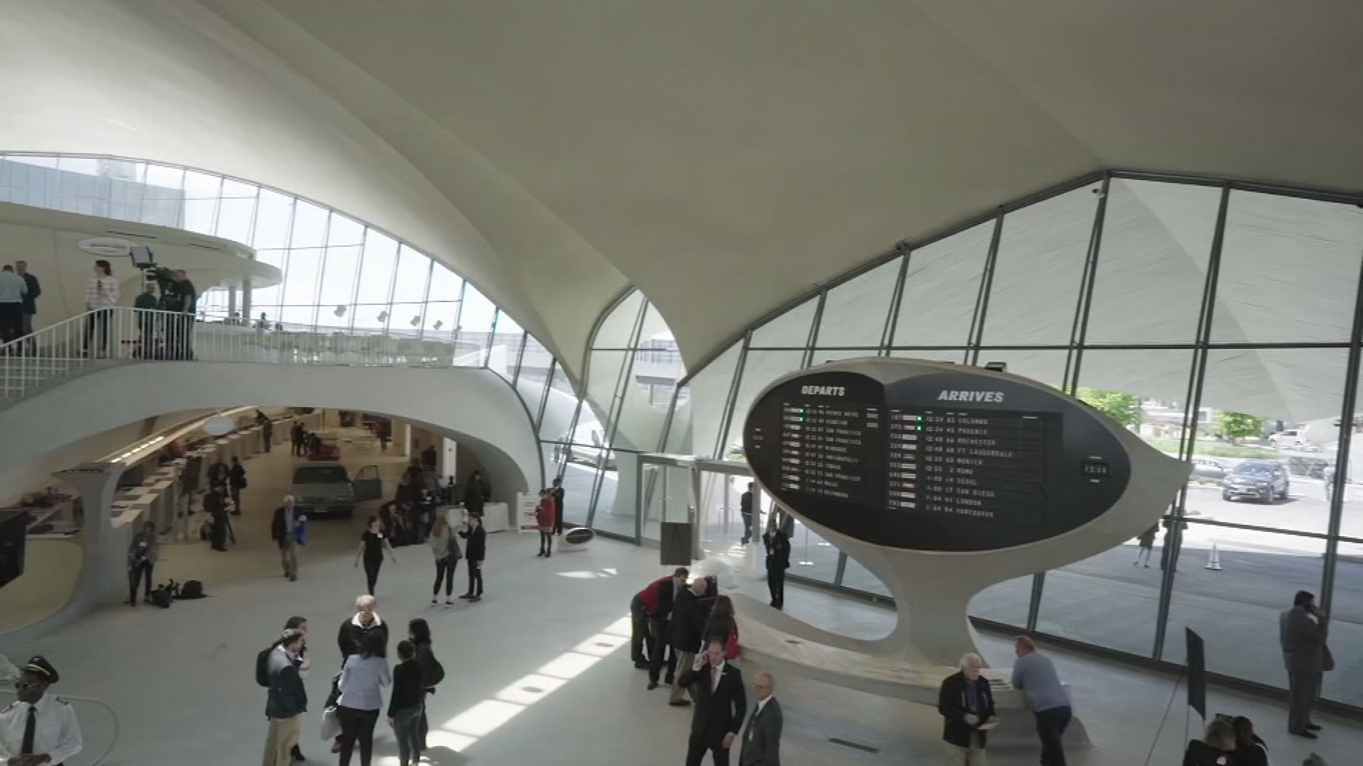 JFK's historic TWA terminal gets new life as luxury hotel – WPXI