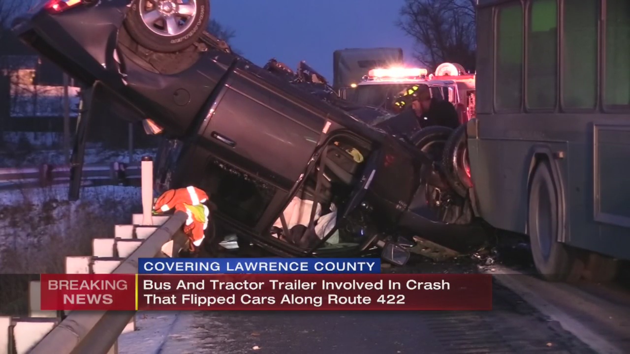 Several vehicles involved in crash on Route 422 in Shenango Township – WPXI