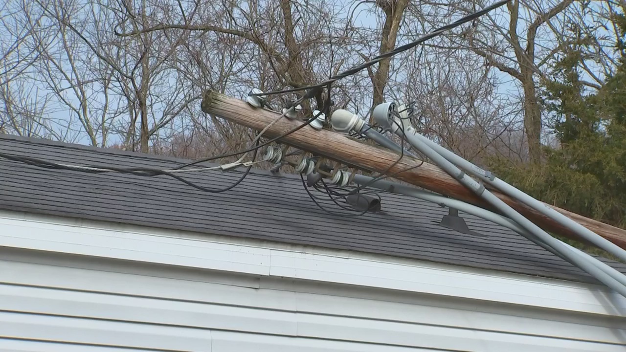 2 weeks after power line falls on home, couple still waiting for help