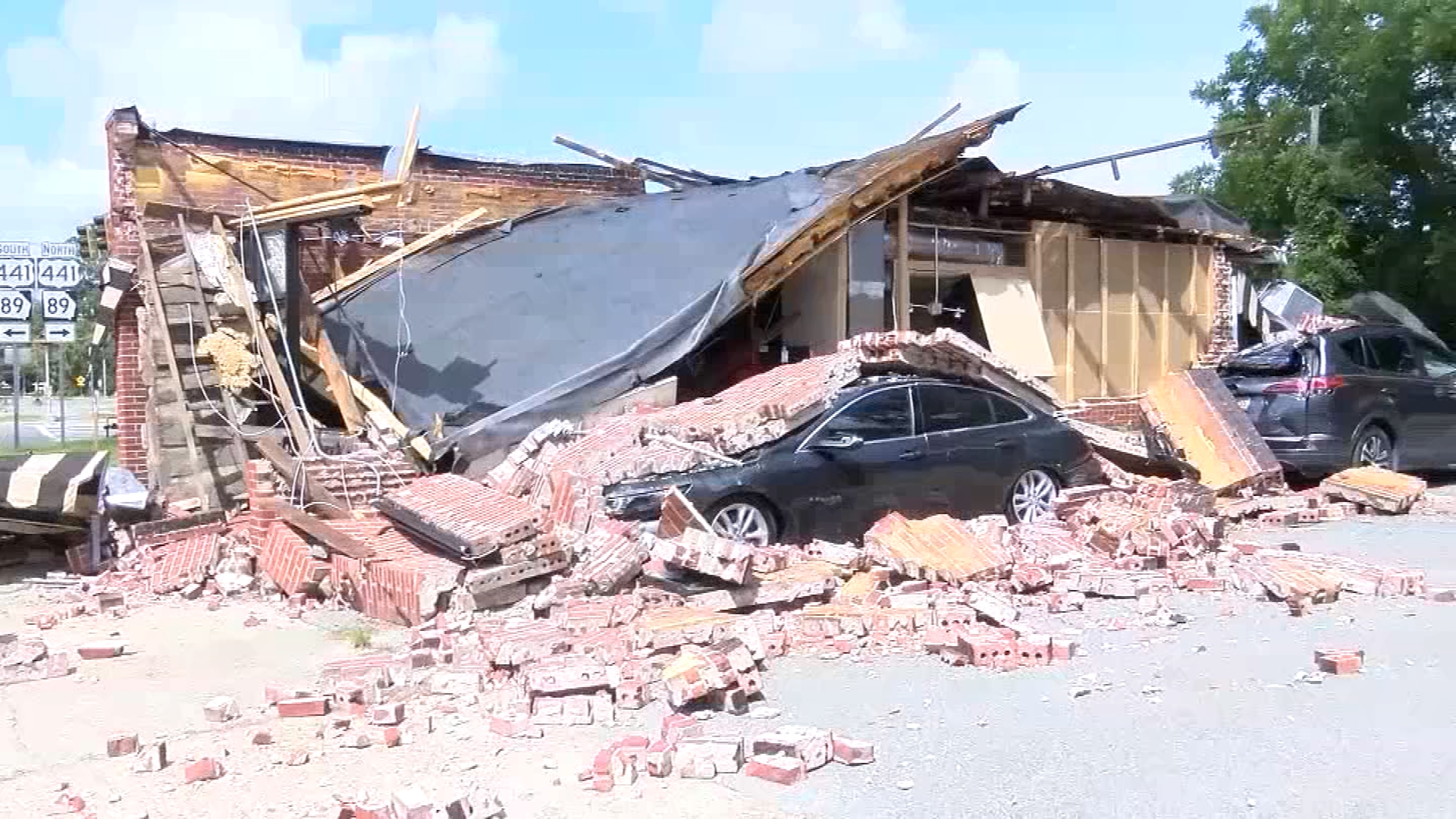 WATCH: Coffee shop explosion caught on video – WPXI
