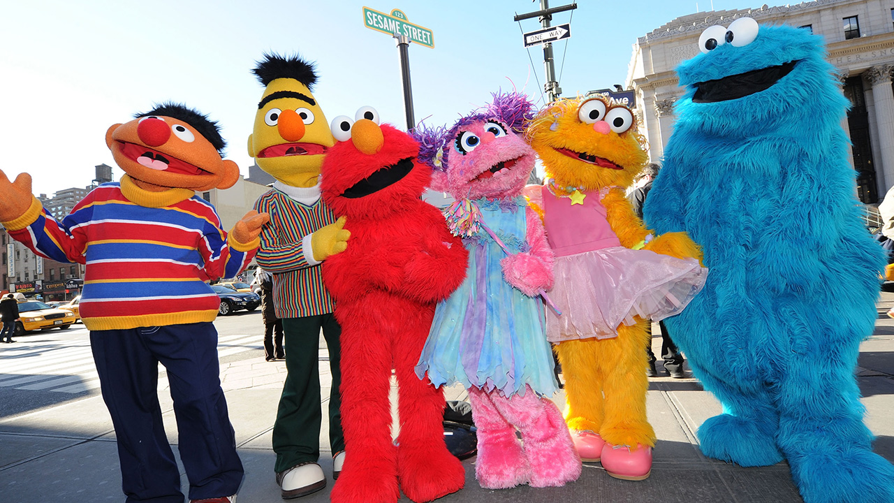 ‘Sesame Street' introduces family of Julia, muppet with autism, for ...