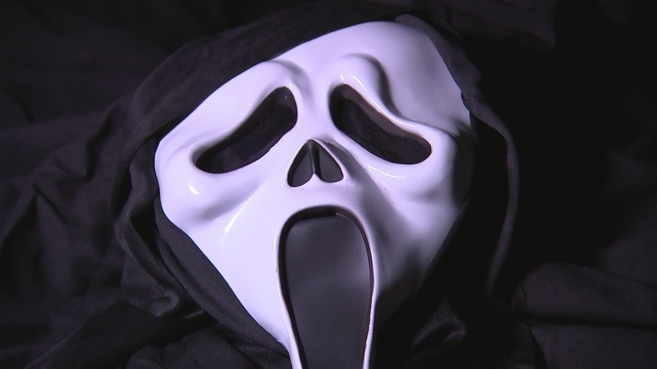 Robber wearing 'Scream' mask strikes again in Shadyside – WPXI