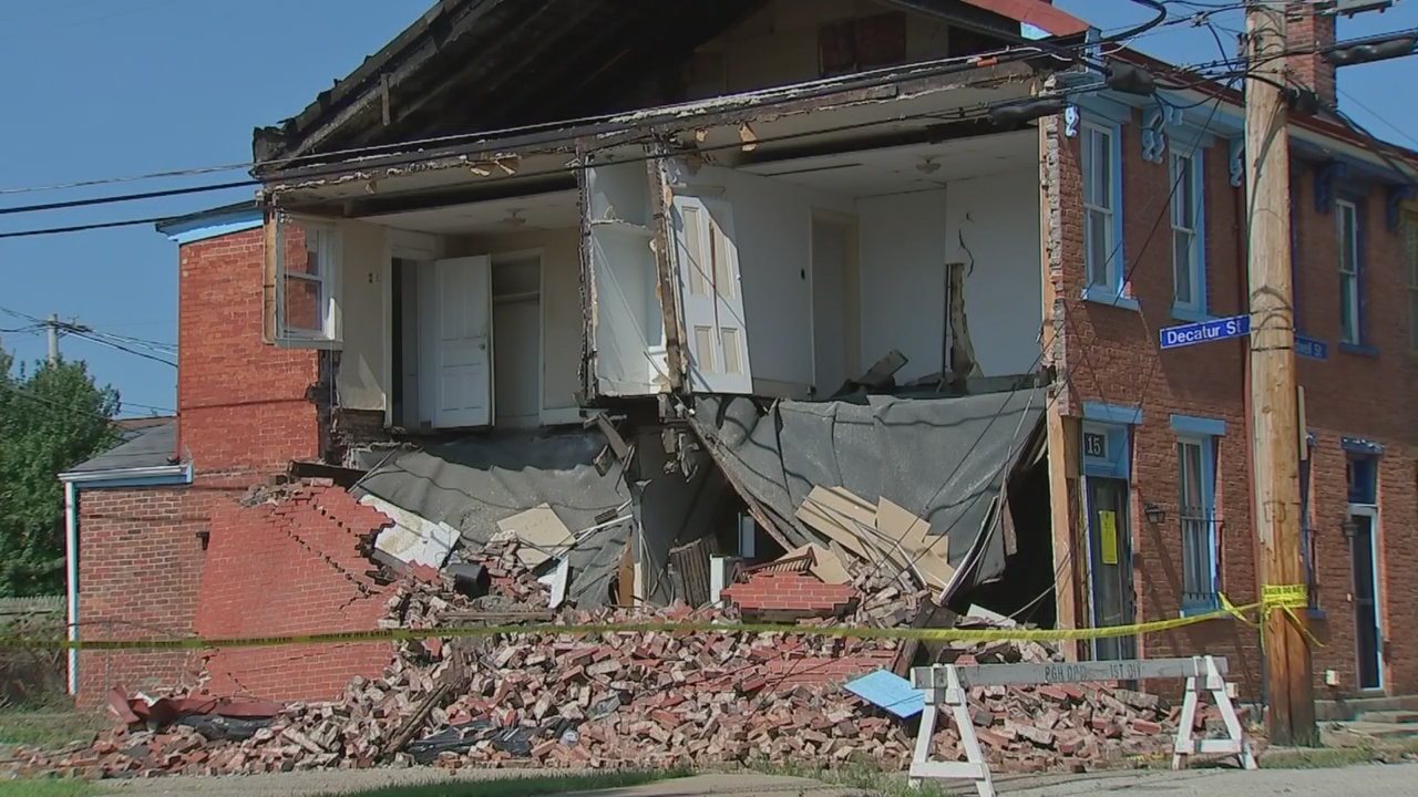 Building listed for sale partially collapses in Pittsburgh's North Side ...