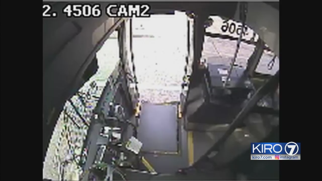 Video shows woman stopping runaway Metro bus – KIRO 7 News Seattle