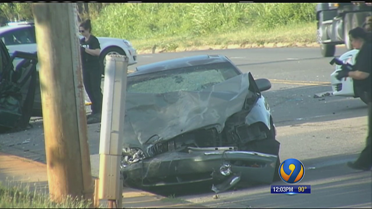 Portion of South Boulevard blocked for hours after crash hospitalizes 5
