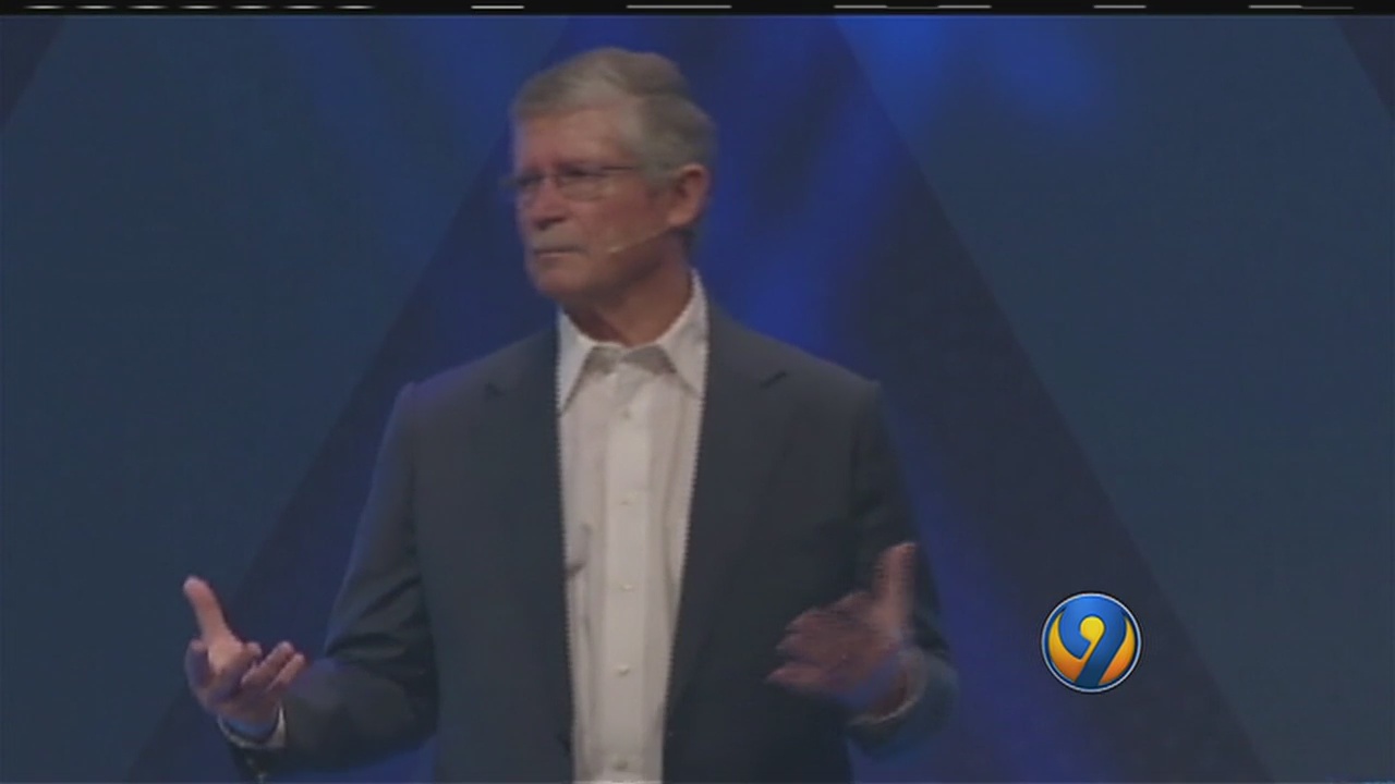 The Rev. Graham's personal pastor comforts family following death – WSOC TV