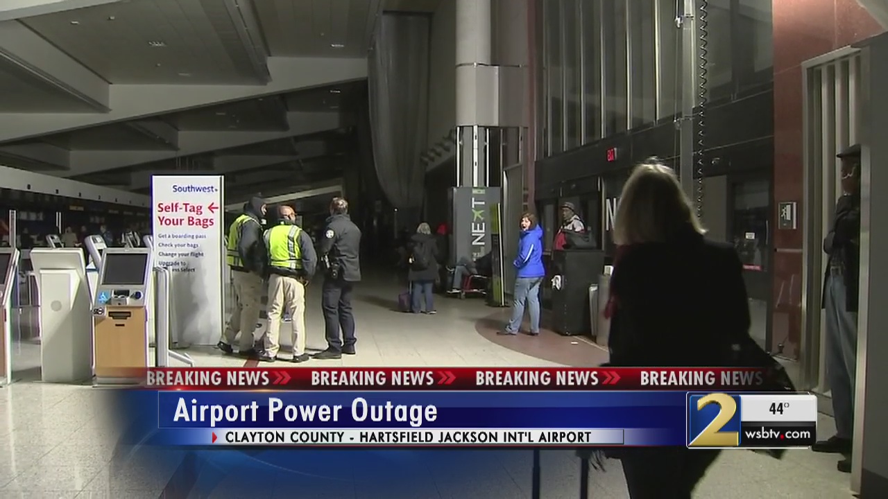 A minute-by-minute look at Sunday's power outage at Atlanta's airport ...
