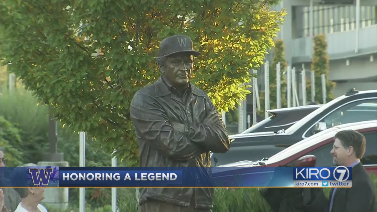 Don James statue unveiled; players remember legendary UW football coach ...