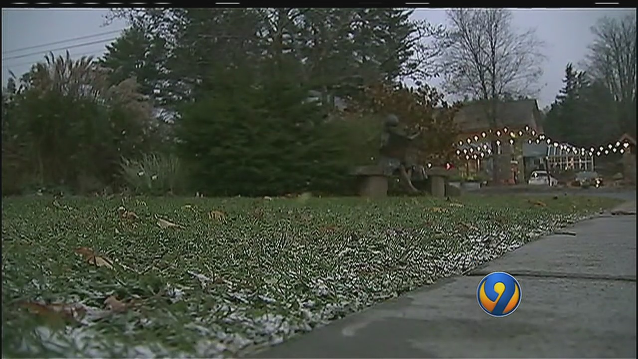 Snow flurries fall in mountains; residents try to stay warm