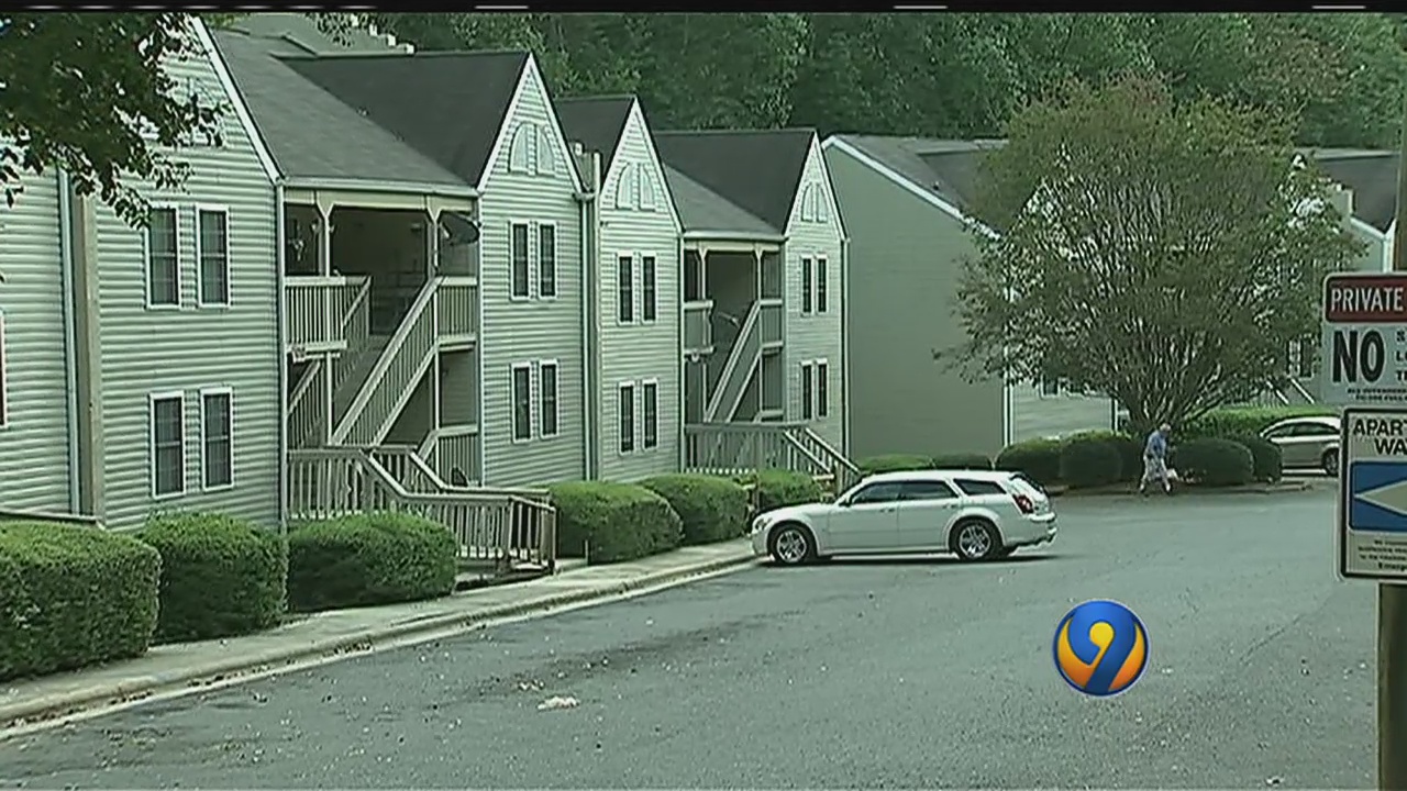 Dozens of renters frantically looking for places to live