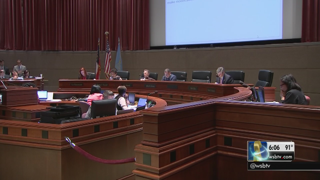 Fulton County Commission Chairman resigns to focus on running for ...