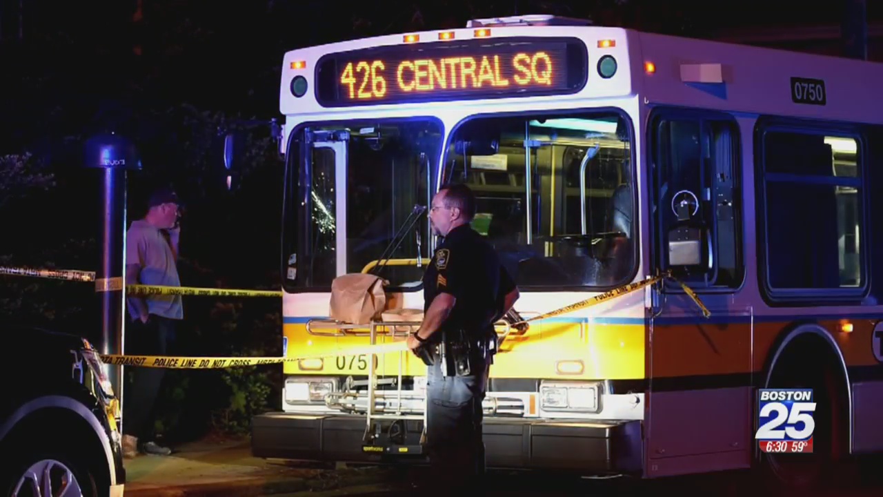 PD: Man stabs MBTA bus driver in the back – Boston 25 News
