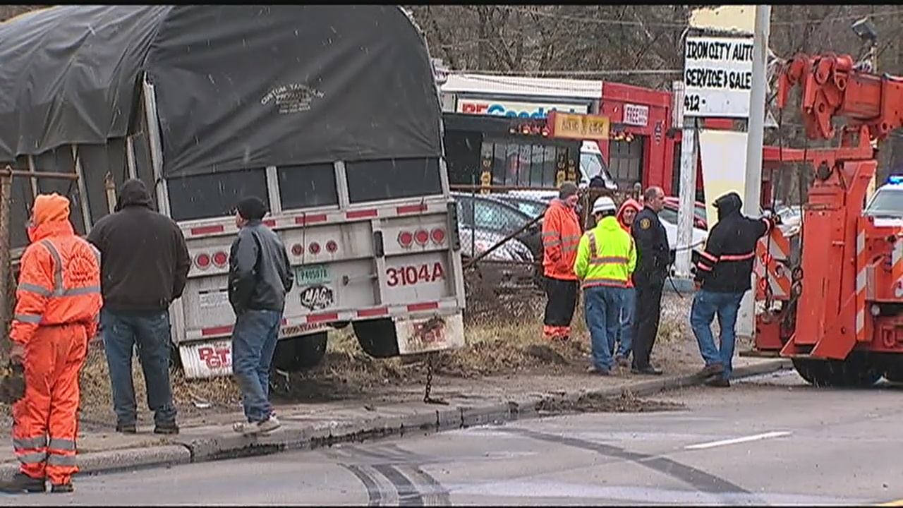 Route 51 reopened after tractor-trailer crash