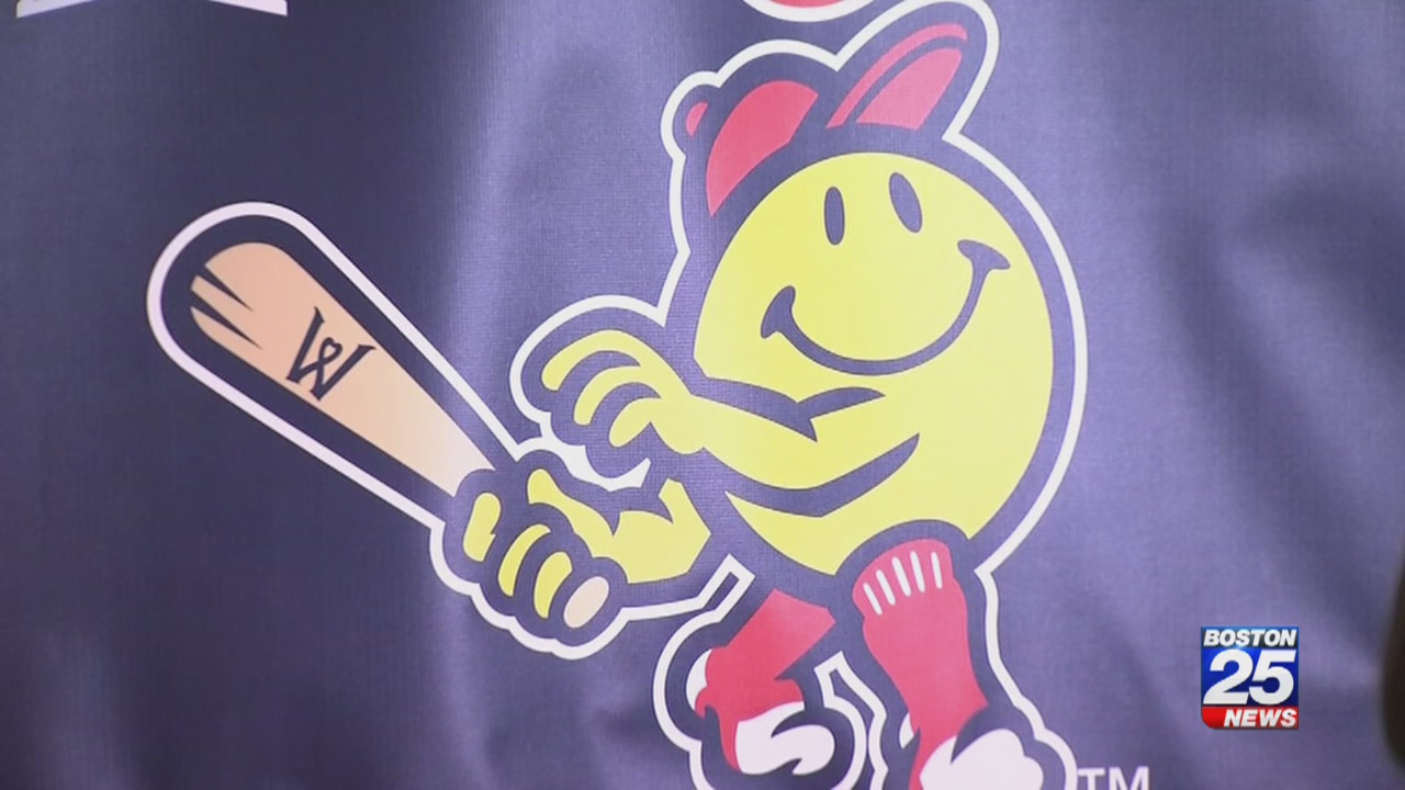 'WooSox' name stays, new logo unveiled – Boston 25 News