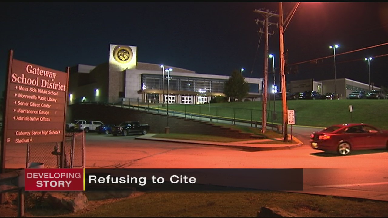 Cafeteria fight reveals issues between school district's armed guards ...