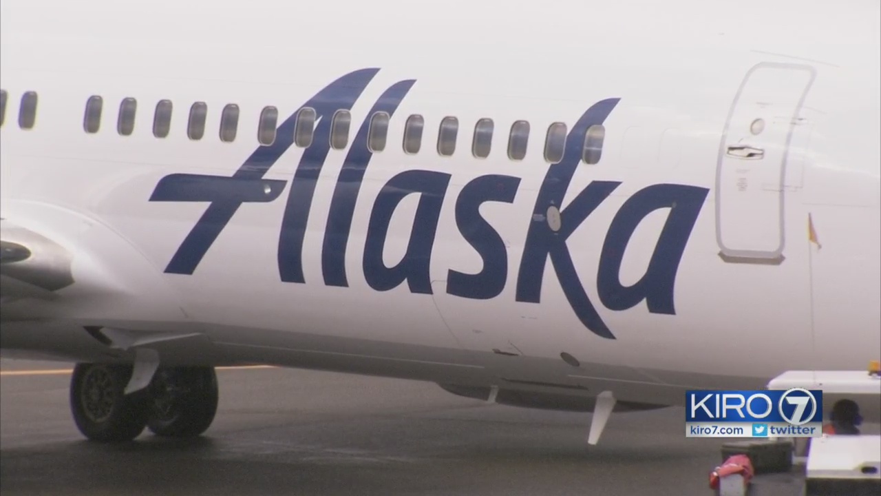 Alaska Airlines makes history with flight powered by wood