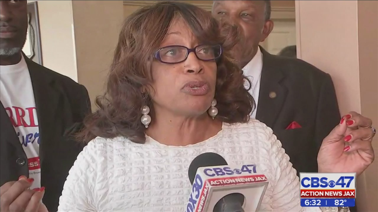 Corrine Brown touts legislative accomplishments in face of indictment