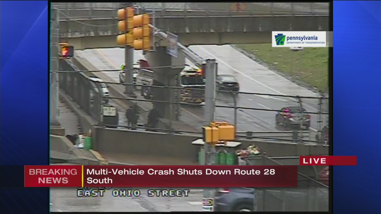 Multi-vehicle accident shuts down Pa. Route 28 in Pittsburgh