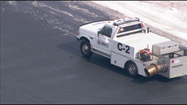 Speedway jet dryers headed to Concord airport to dry runways – WSOC TV