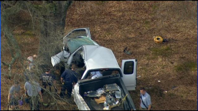 Officials: 1 airlifted after wreck near Mint Hill