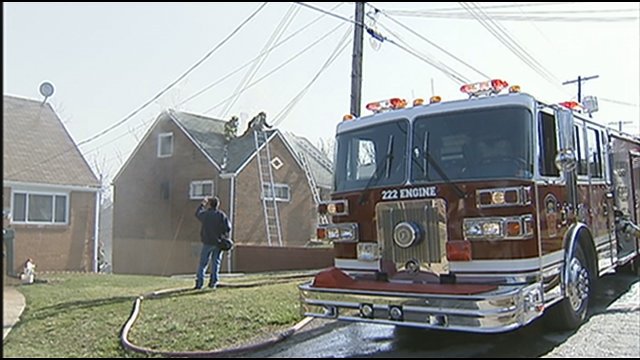 Firefighters battle potentially deadly house fire in Penn Hills – WPXI