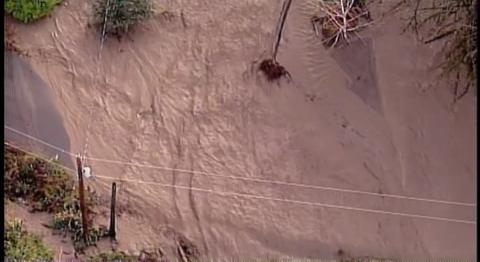 Beaver dam breaks, floods homes, roads in Duvall – KIRO 7 News Seattle